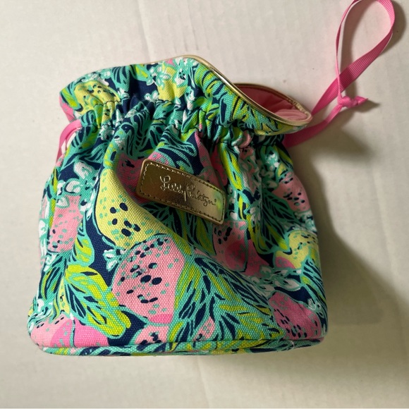 Lilly Pulitzer | Bags | Lilly Pulitzer Bright Floral Drawstring Bag ...